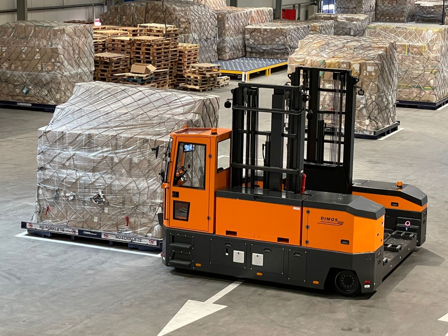 Discover our range of Air Cargo Handling Systems | DIMOS