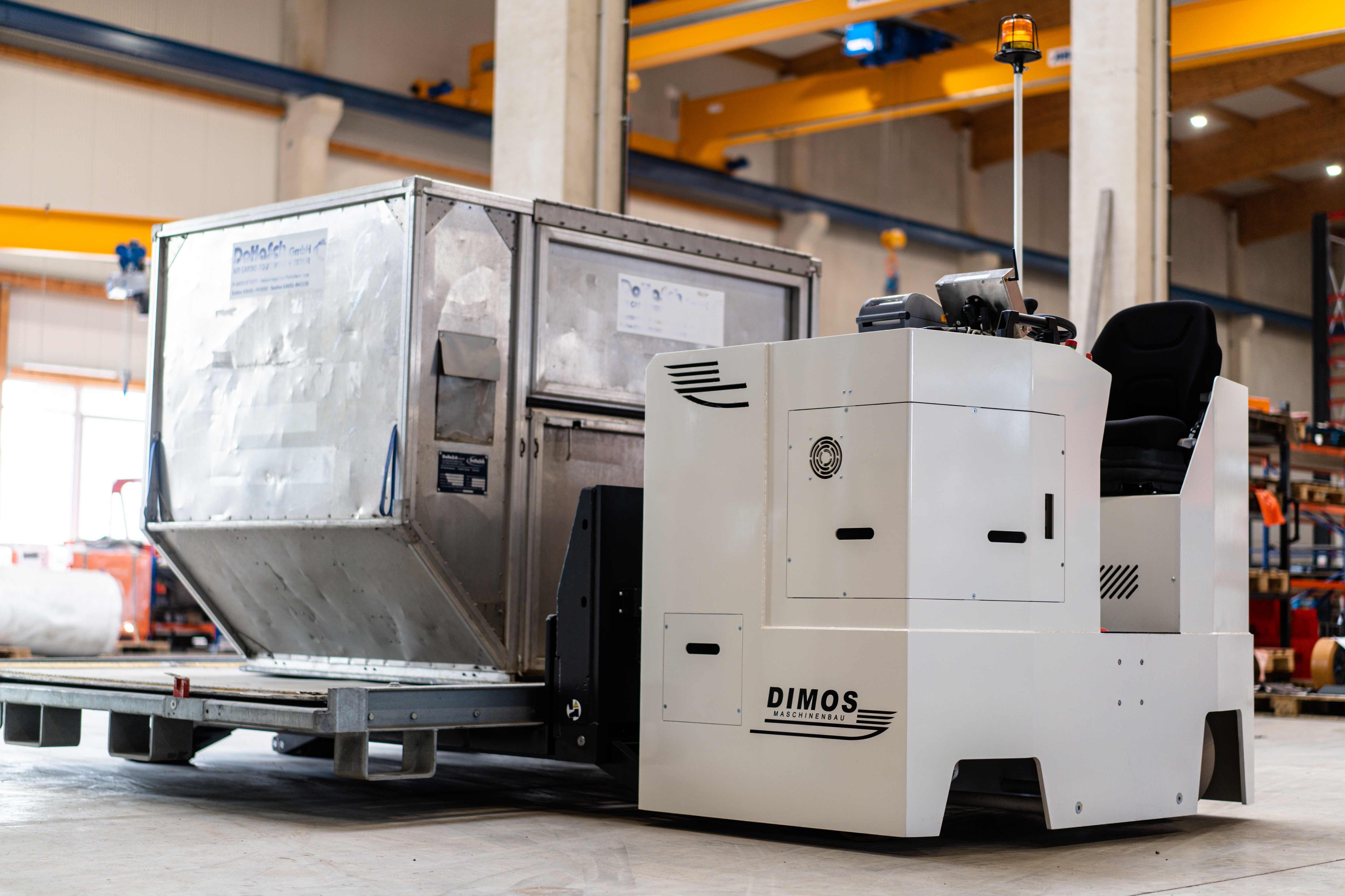 Versatile, efficient ULD handling. Pallet Mover family | DIMOS